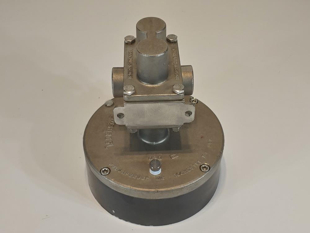 Isochem Pulsafeeder MAG Drive Pump GMC6-DCT-TTF