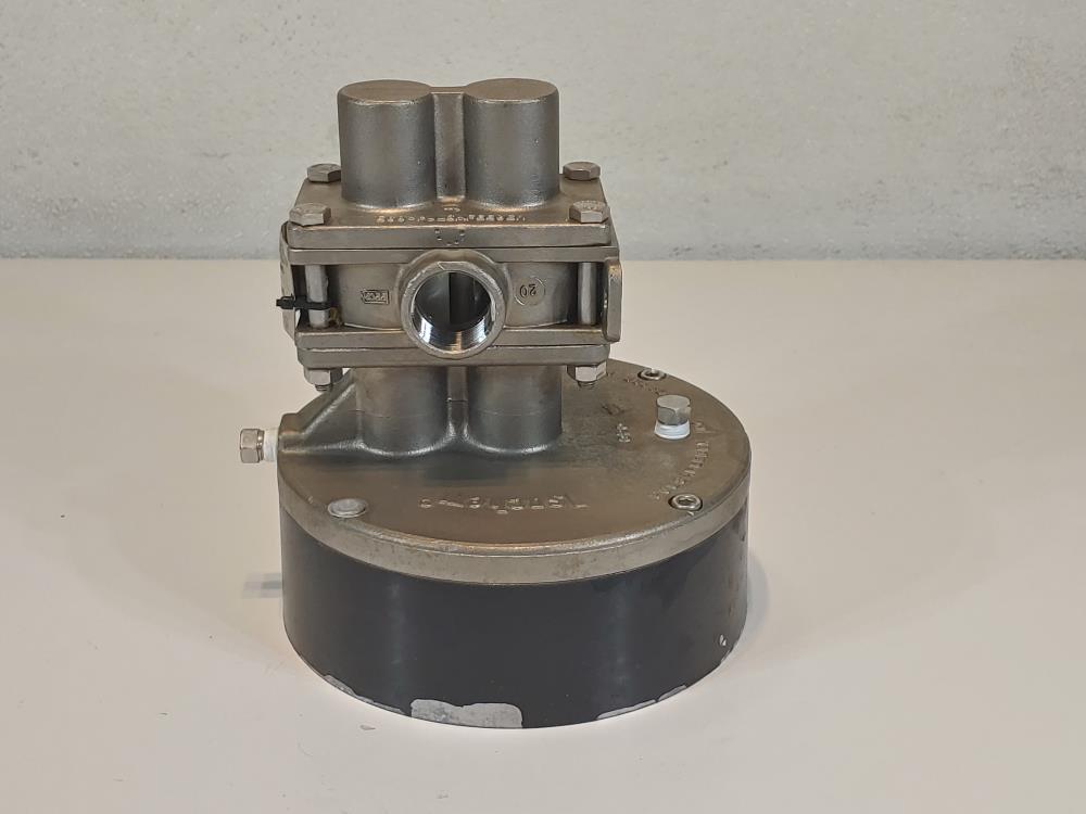 Isochem Pulsafeeder MAG Drive Pump GMC6-DCT-TTF