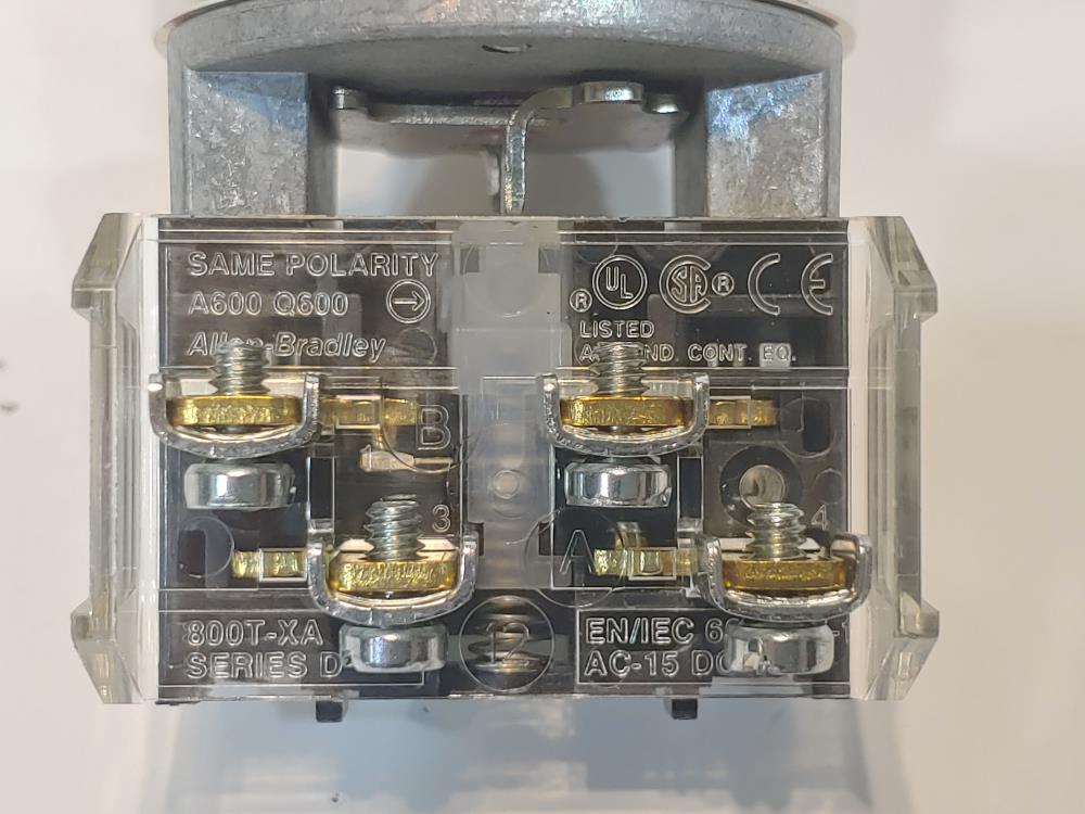 Allen Bradley Flus Head Push Button 800H-AP2A