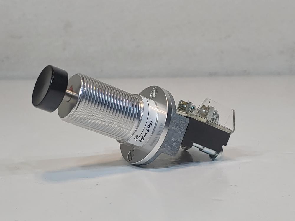 Allen Bradley Flus Head Push Button 800H-AP2A