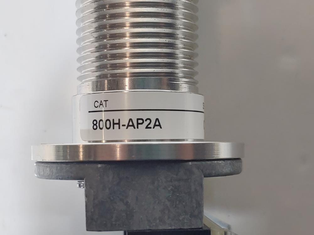 Allen Bradley Flus Head Push Button 800H-AP2A