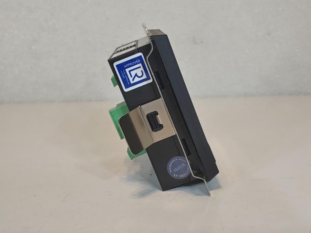 GF Signet Indicating Transmitter Multi Parameter Controller 3-9900-1P