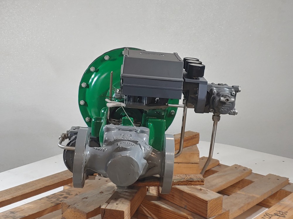 Fisher EZ 1" 300# Actuated Control Valve Type 667 w/846 Fisher Press ...