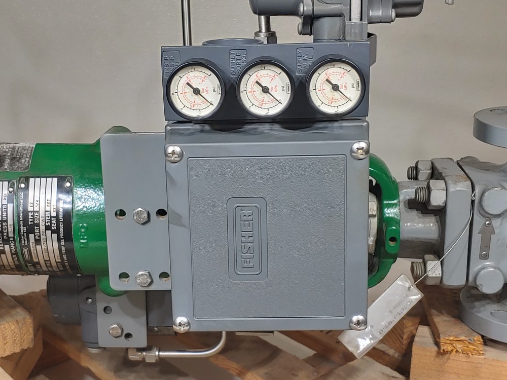 Fisher EZ 1" 300# Actuated Control Valve Type 667 w/846 Fisher Press ...