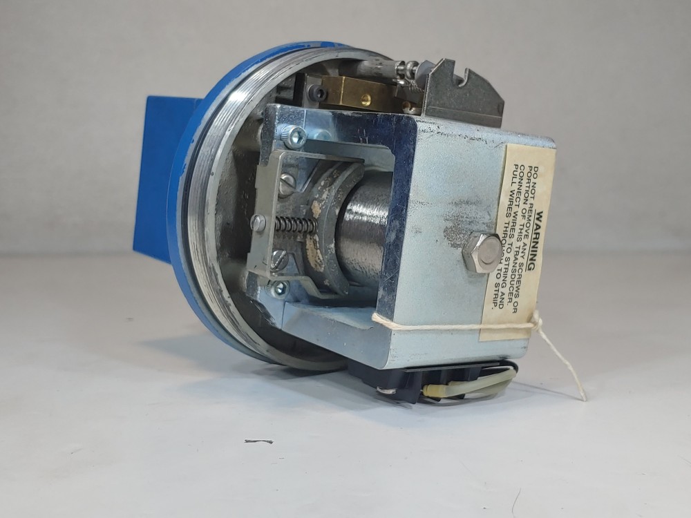 Robertshaw 445A-B1 Electro Pneumatic Pressure Relay