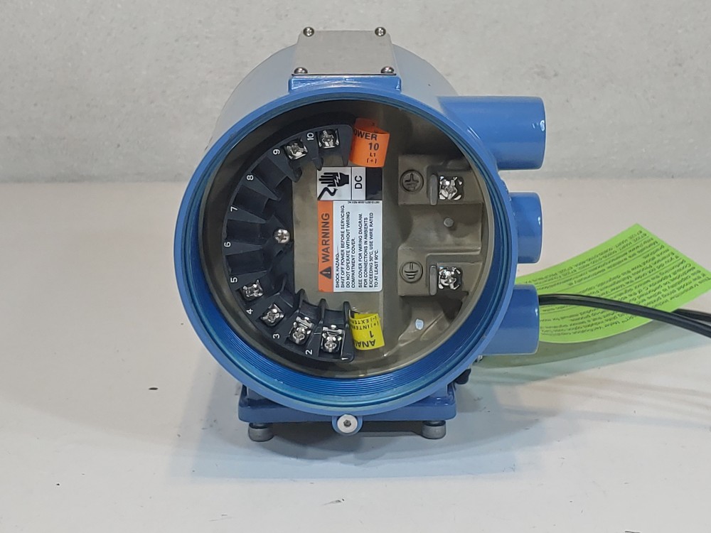 Rosemount 8732E Field Mount Magnetic Flow Meter Transmitter