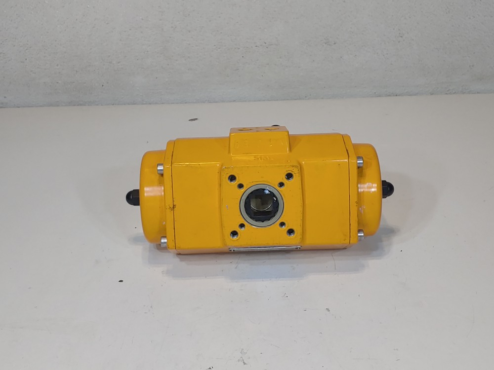 EL-O-MATIC Pneumatic Actuator ES0100.U2A04A.19K0