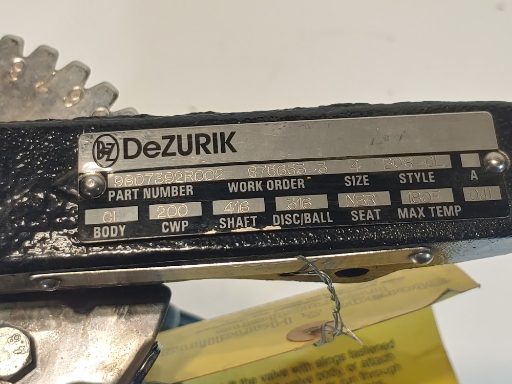 Dezurik 4" 200 CWP CI/CF8M Lug Butterfly PN: 9607392ROO2