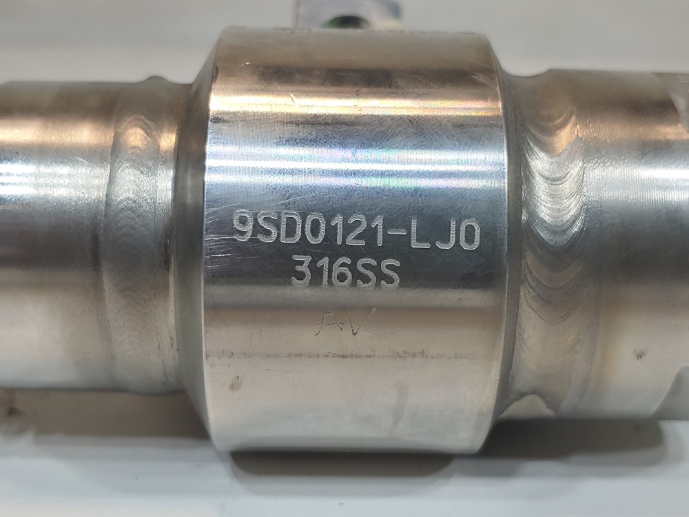 Neutron 3/4" Thrd X 3/4" SW 4000 WOG Ball Valve