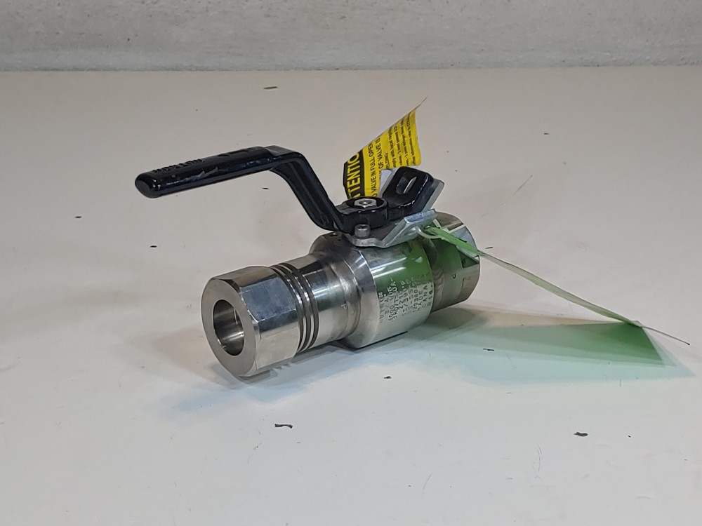 Neutron 3/4" Thrd X 3/4" SW 4000 WOG Ball Valve