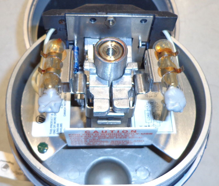 MAGNETROL FLOW SWITCH F50-1D2D-ENP