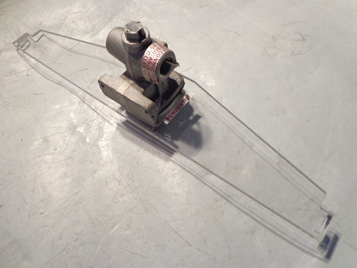 PENBERTHY ILLUMINATOR FOR LIQUID LEVEL GAUGES MODEL#: 9DA58 CAT#: 85203-090
