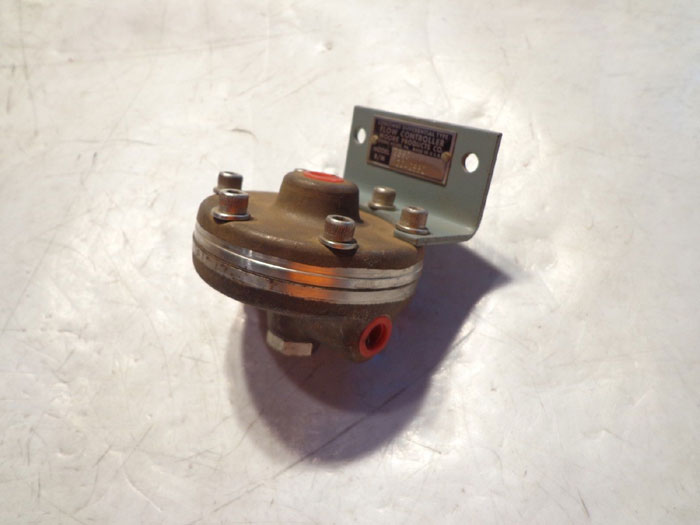 MOORE CONSTANT DIFFERENTIAL TYPE FLOW CONTROLLER - 63SD