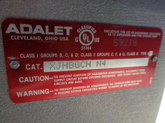 ADALET EXPLOSION PROOF ENCLOSURE XJHBGCH N4 w/ VEGAMET 625 EX