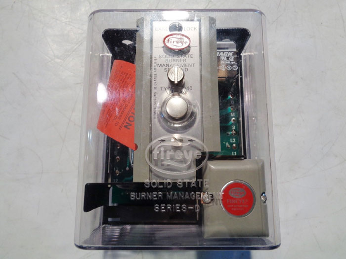 FIREYE 70D40 SOLID STATE BURNER SERIES D