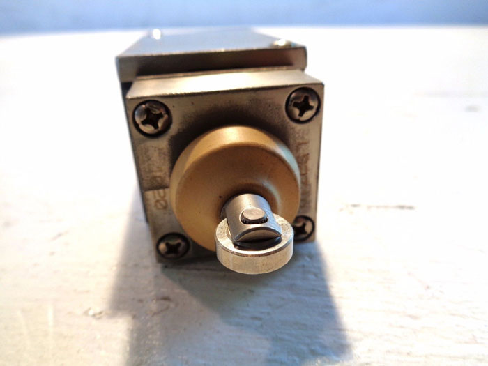 HONEYWELL HEAVY DUTY MICRO SWITCH LS2D4K