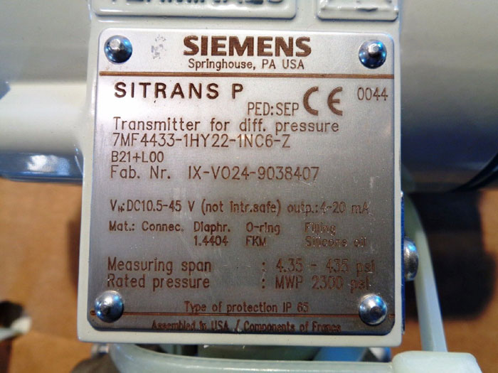 SIEMENS SITRANS P DIFFERENTIAL PRESSURE TRANSMITTER 7MF4433-1HY22-1NC6-Z