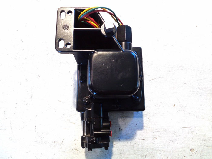 MOORE I/P ELECTRONIC VALVE POSITIONER 750E132NNSNF