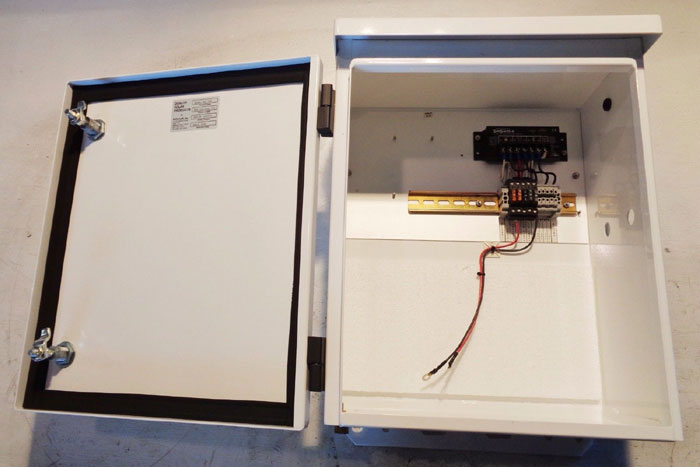 SOLARCRAFT INC ECONO BOX PACK - MODEL: M2M-40W-99AH-12V