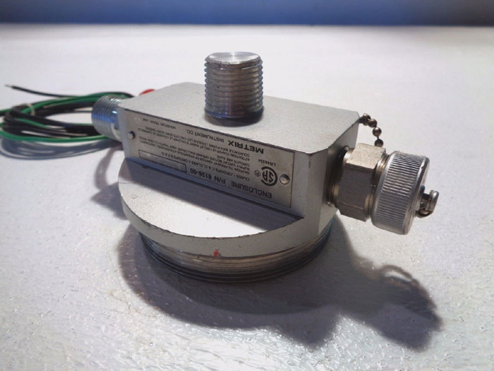 LOT OF (4) METRIX INSTRUMENT 3" VIBRATION SWITCH ENCLOSURE CAP #8126 ...