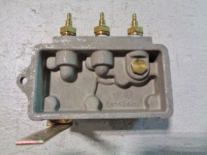 JOHNSON CONTROLS PILOT POSITIONER V-9502-601