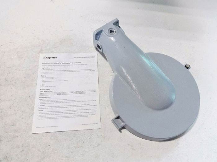 APPLETON MERCMASTER LED FIXTURE TYPE V MLEDN17P5BU W/ WALL MOUNT HOOD ...