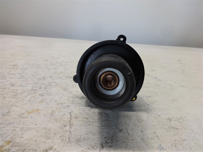 LOT - COOPER LOADBREAK BUSHING WELL INSERT LBI215 W/ DEADBREAK CONN & ADAPT