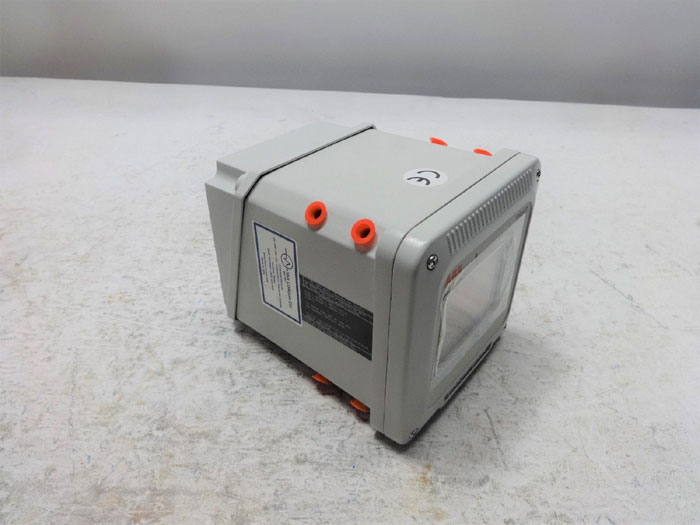 ABB TB82 2-WIRE CONDUCTIVITY TRANSMITTER TB82PH2110110