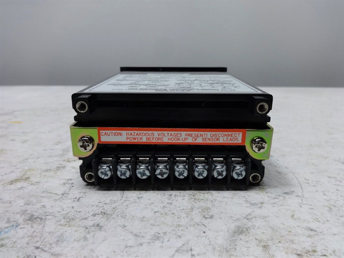 VAS ENGINEERING SERIES 500 DORIC DIGITAL PANEL INDICATOR 500D