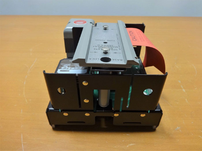 FIREYE SERIES D SOLID STATE BURNER MANAGEMENT CONTROL 70D40