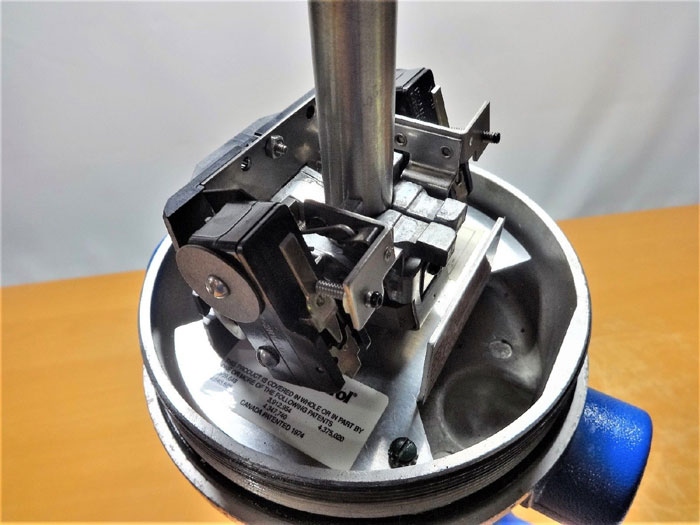 MAGNETROL SEALED EXTERNAL CAGE LIQUID FLOAT SWITCH B75-1B20-BNA