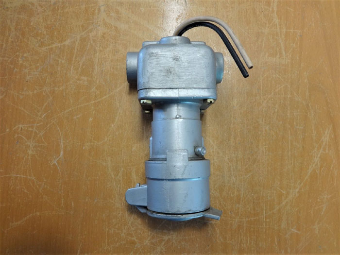 KILLARK RECEPTACLE PLUG KRAJT-2303 W/ ELECTROLET AJT-2