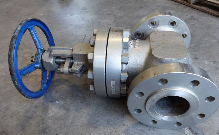 TY GATE VALVE 4" 600# RF CF8M