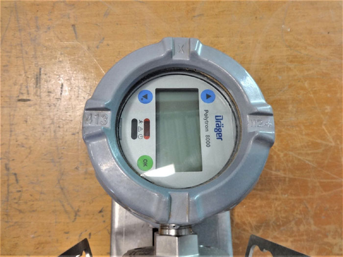 DRAGER POLYTRON 8000 / 8700 GAS DETECTOR WITH PIR 7000 STATUS INDICATOR ...