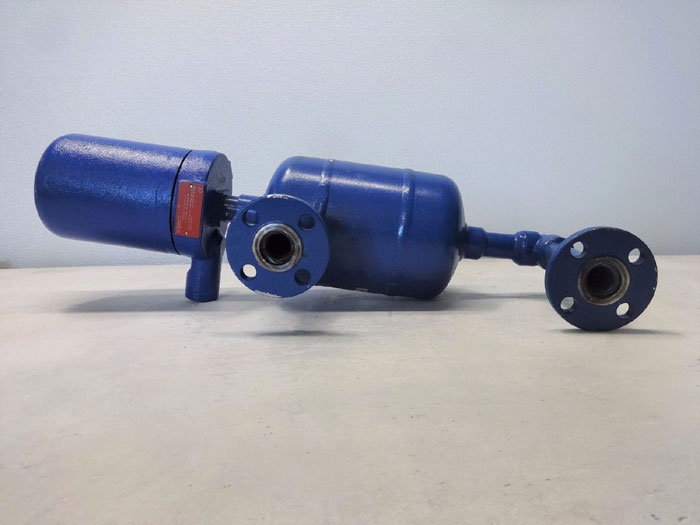 Magnetrol Liquid Level Control Switch - Model L75-2530-H53