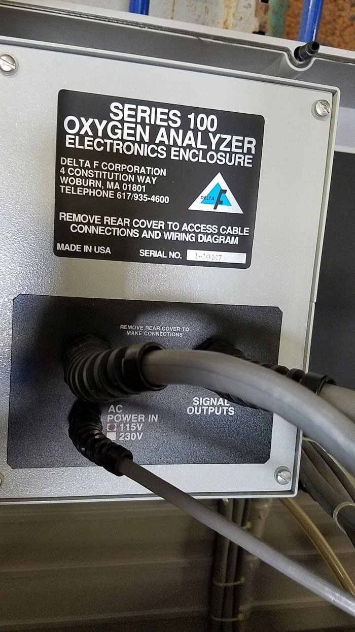 DELTA F CORP SERIES 100% OXYGEN ANALYZER