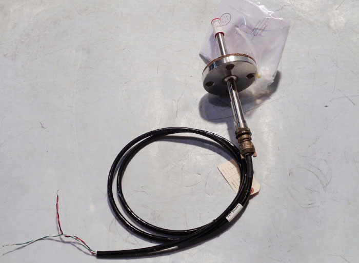 ROHRBACK COSASCO CORRATER PROBE 67000-S31600-6.75-1.0-71 W/ ELECTRODE