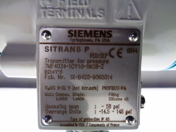 SIEMENS SITRANS P PRESSURE TRANSMITTER W/ FLANGE 7MF4034-1CY10-1NC6-Z