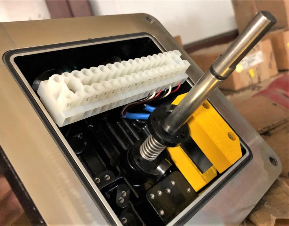 WESTLOCK CONTROLS VALVE POSITION INDICATOR PROXIMITY SWITCH 9479-BY-SE ...