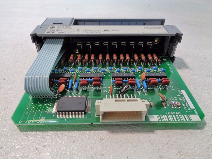 ALLEN BRADLEY SLC 500 16 INPUT MODULE 1746-IB16