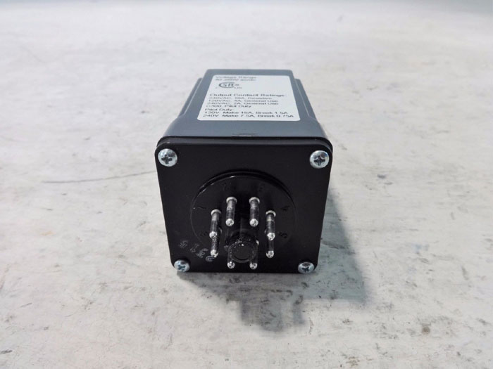 LOT OF (2) SIGNALINE OPERATE DELAY TIMER 330-H-10SEC