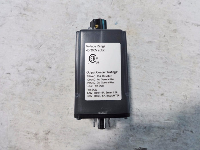 LOT OF (2) SIGNALINE OPERATE DELAY TIMER 330-H-10SEC