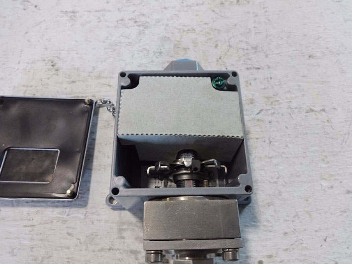 CCS Custom Control Sensors 750 PSIG Pressure Switch 604GZM1