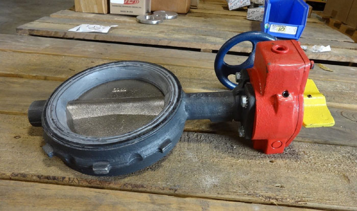 NIBCO 6" WAFER BUTTERFLY VALVE WITH GEAR OPERATOR WD-3510-4
