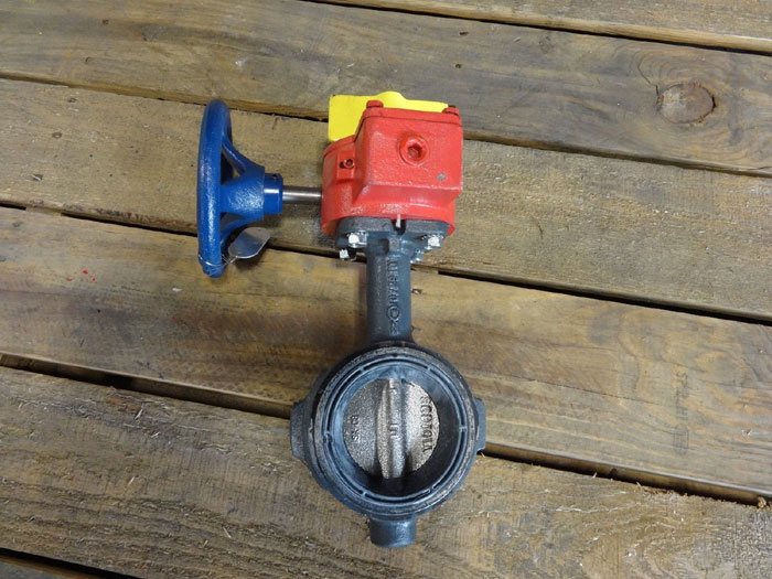 NIBCO WAFER STYLE 3" BUTTERFLY VALVE WD-3510-4 WITH GEAR OPERATOR