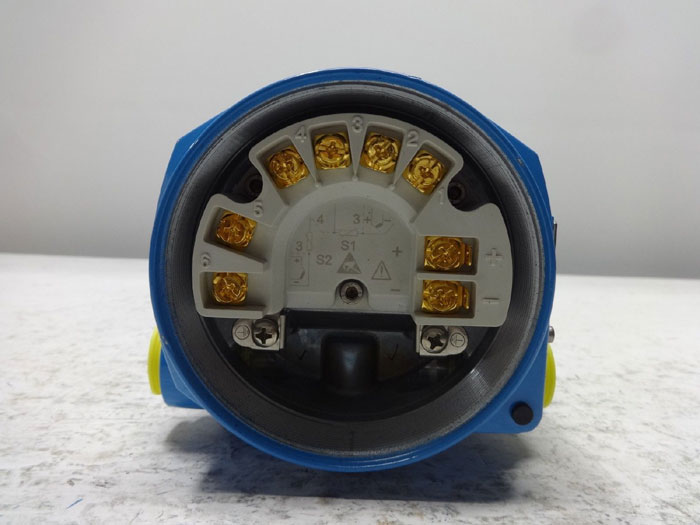 ENDRESS HAUSER ITEMP TMT162 TEMPERATURE FIELD TRANSMITTER TMT162-C2131KBKE