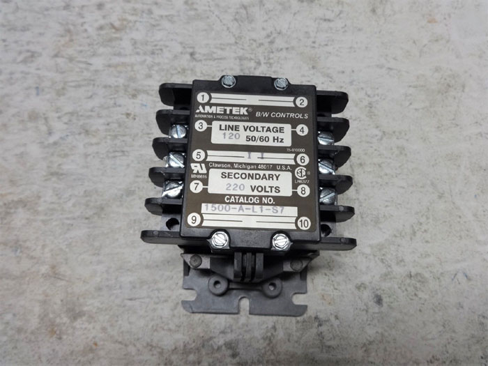 AMETEK LIQUID LEVEL CONTROL RELAY 1500-A-L1-S7 W/ AMETEK ENCLOSURE VJ606HW