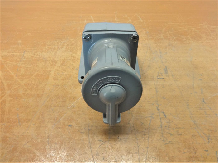 HUBBELL KILLARK PIN & SLEEVE RECEPTACLE PLUG VR1031