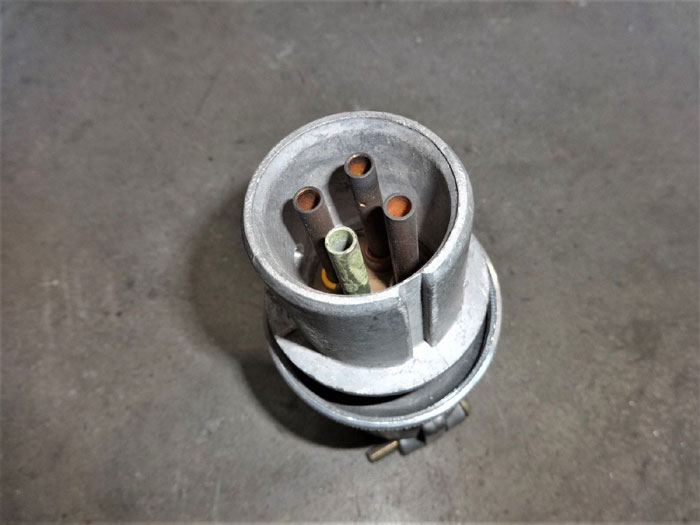 KILLARK WP-304-E2345S PIN & SLEEVE RECEPTACLE PLUG 600V, 30A, 1HP, 3W, 4P