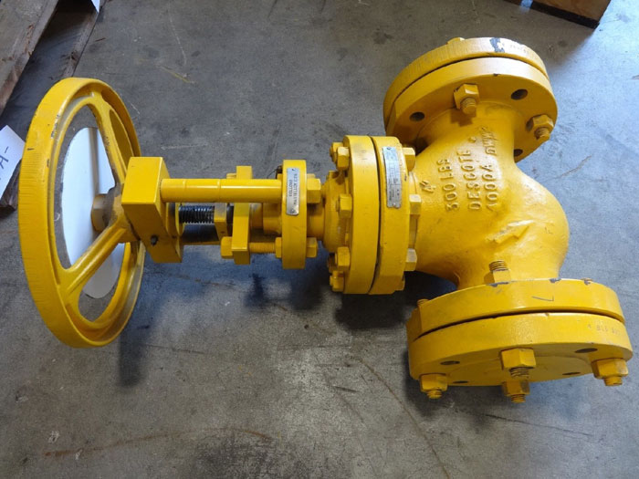 DESCOTE 4" 300# BELLOWS SEAL GLOBE VALVE LCC MATERIAL, FIG# 2102/B